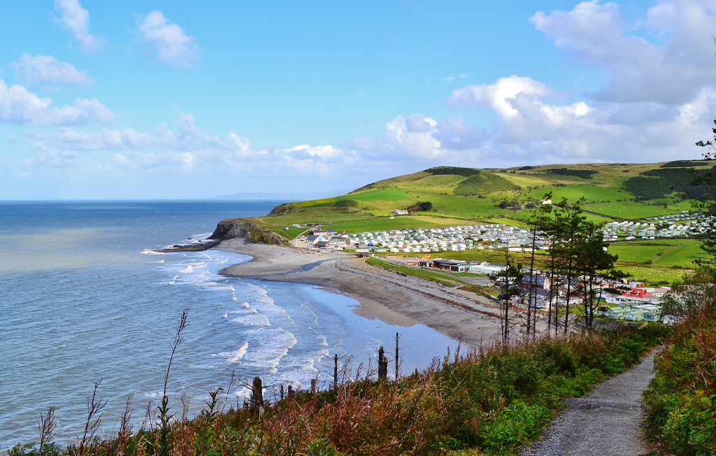 Beach with Direct Access | Clarach Bay Holiday Village